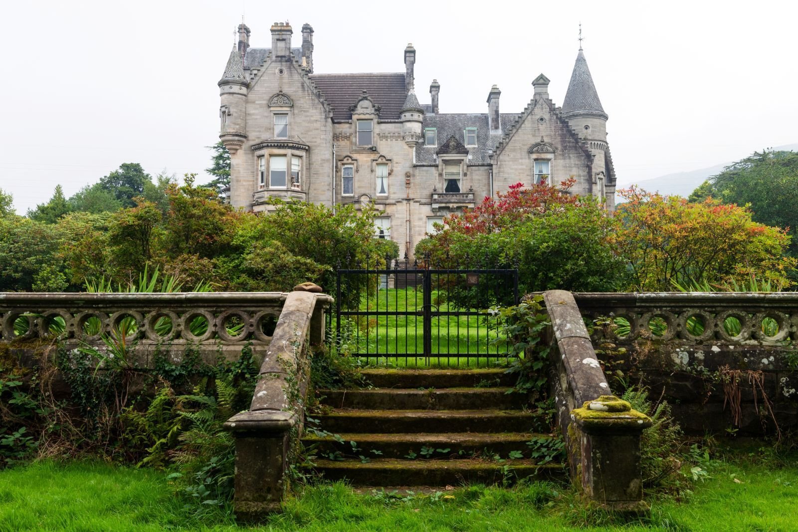 What Makes a Mansion? 5 Stunning Examples